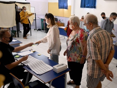 الداخلية الفرنسية: نسبة المشاركة في انتخابات الرئاسة 26.41% حتى منتصف ...