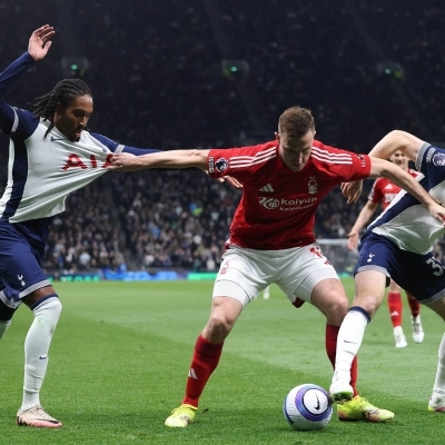 الدوري الإنجليزي.. نوتنجهام يزيد من جراح توتنهام هوتسبير | صحيفة الوطن